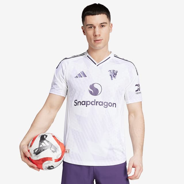 Product: chelsea-home-kit-2526